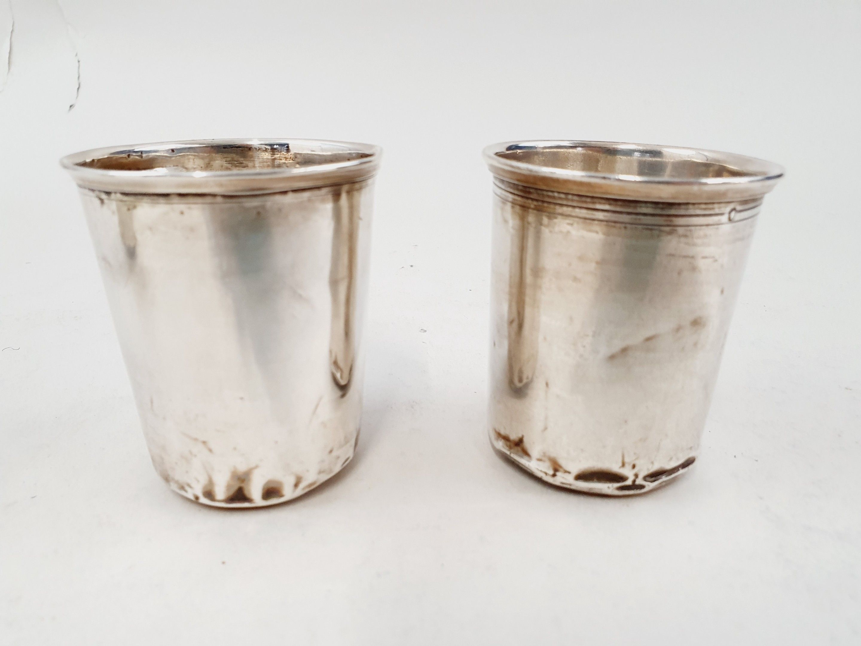 Lot en argent de 4 timbales droites du XIXe siècle | Arts de la table ...