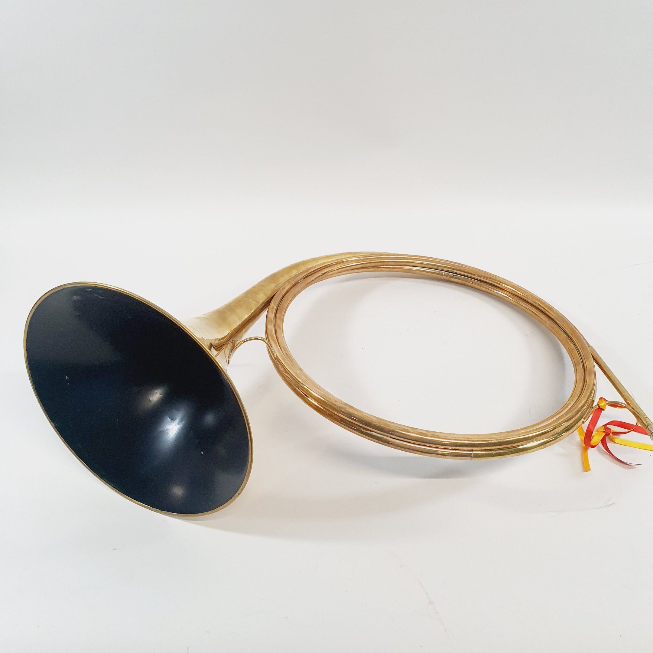 Trompe de chasse Atelier « François Périnet à Pari | | Ventes aux enchères