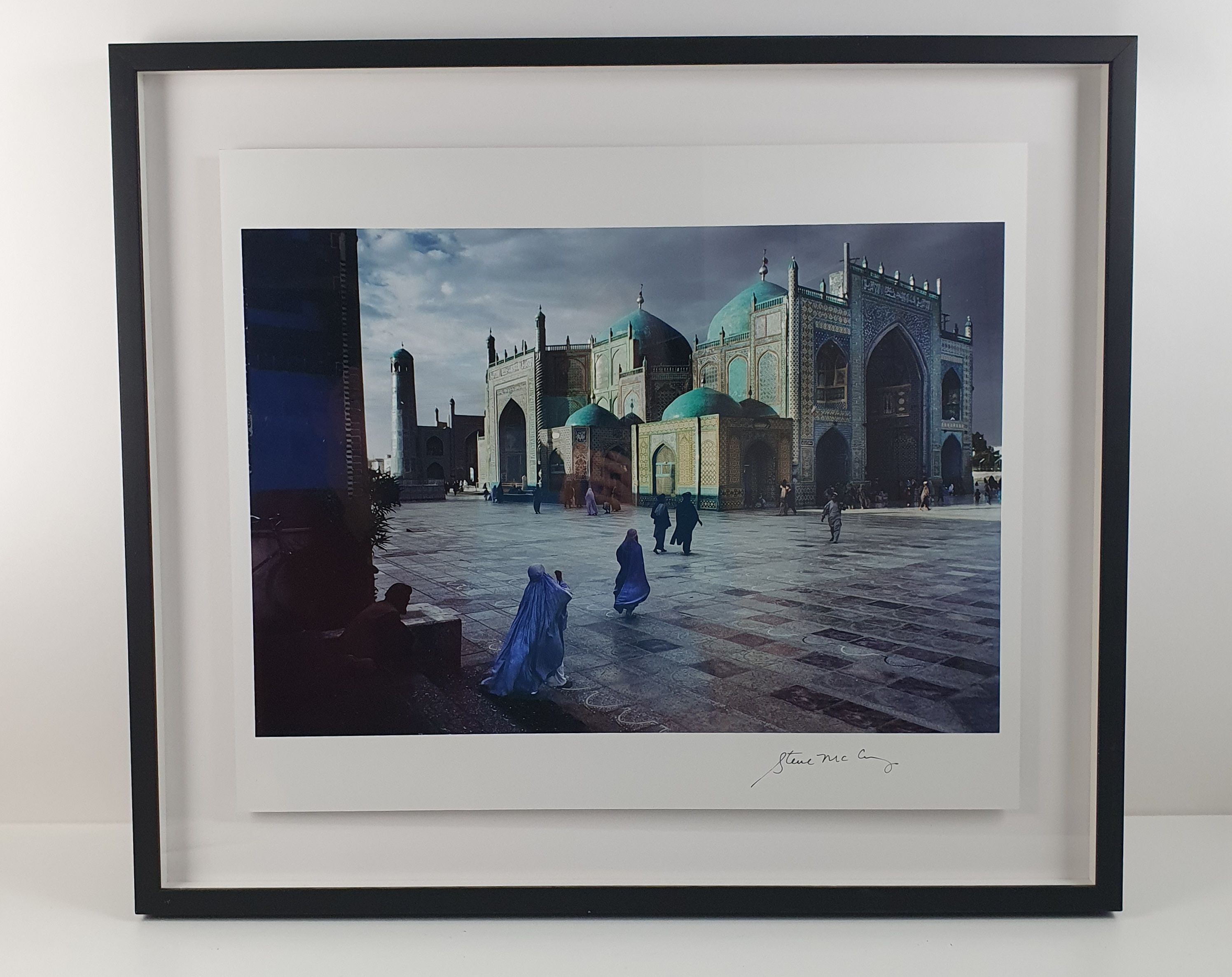 Steve MCCURRY (1950) "Mosquée Hazrat Ali, Afghan | Objets d'art ...